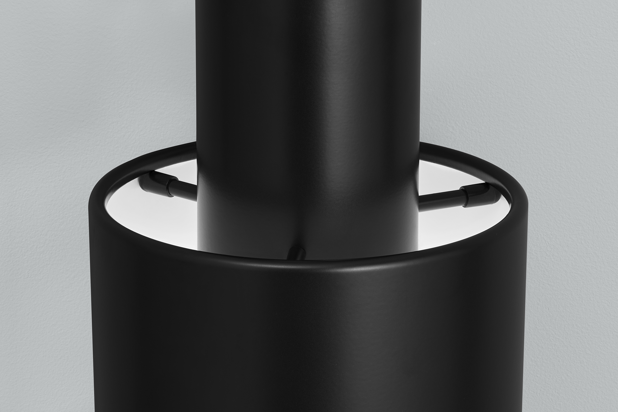 Artek A110 “Käsikranaatti” riippuvalaisin musta » Wilma Interiör