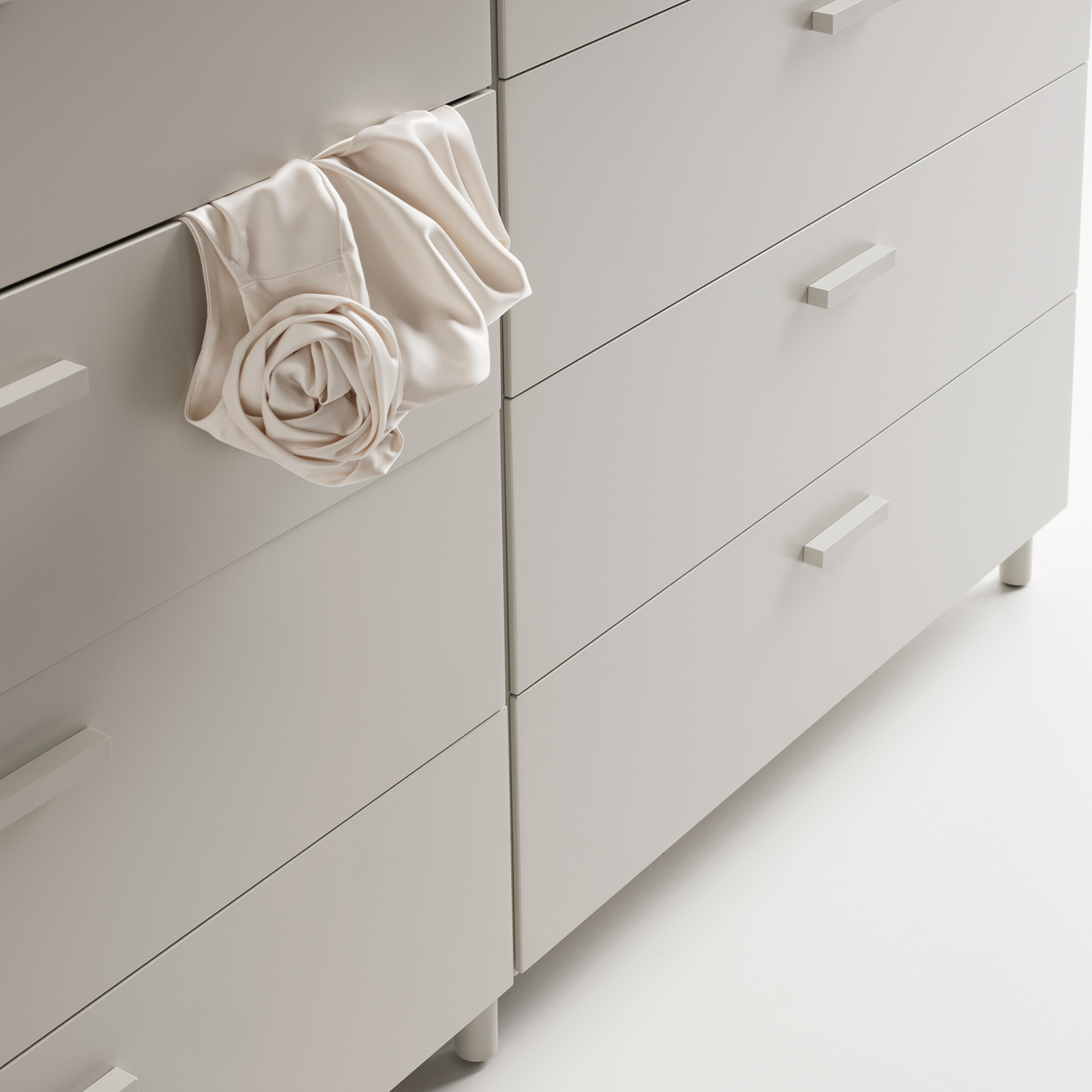 String RELIEF leveä laatikosto, beige » Wilma Interiör